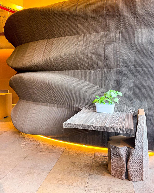 [INSOLITE] : Le carton comme principal matériau de construction pour ce ...